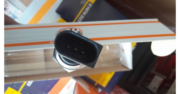 MERCEDES AXOR KARTEL KARTER YAĞ SENSÖRÜ 457 MOTOR A0061531228 AXOR ...